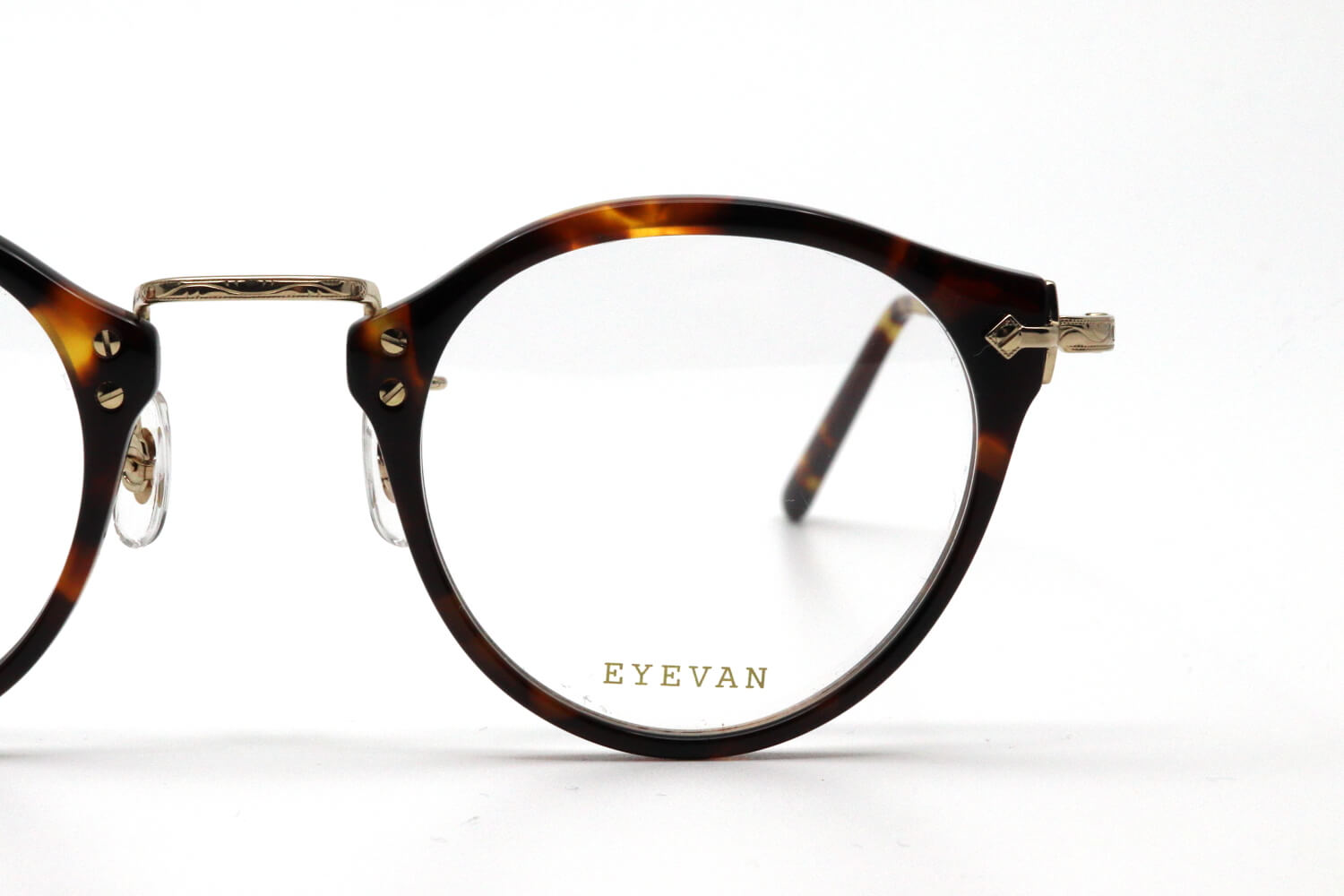 【E-0505】EVEVANが誇る“永久の定番モデル”の魅力に迫る！ | お知らせ | Visio eyewear shop